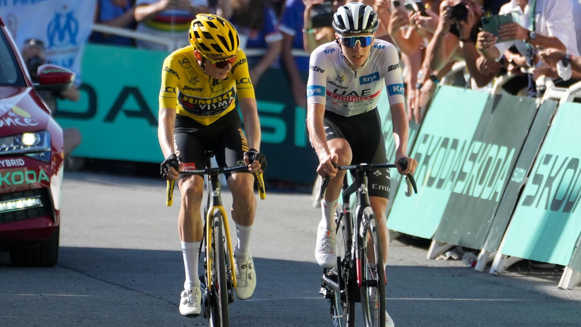 Jonas Vingegaard and Tadej Pogacar separated by 10 seconds going into ...